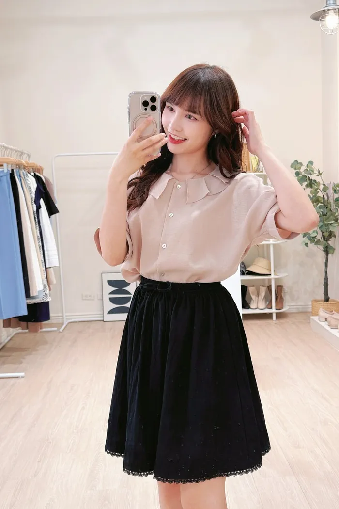 正韓 寬摺領排釦棉麻上衣 2色 - Minieve 正韓精選女裝・首爾空運直送